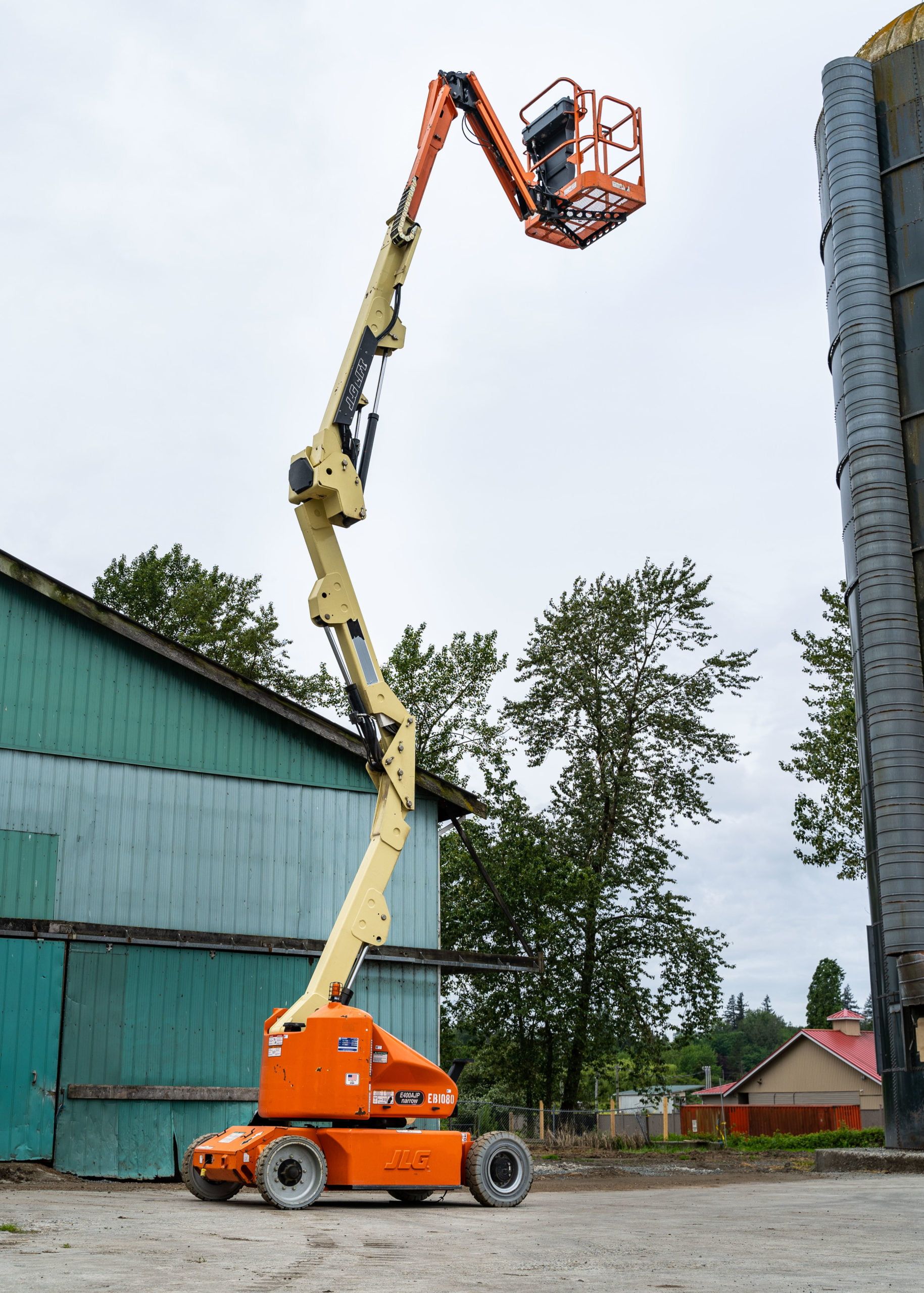 Rent a JLG E400AJPN Boom Lift starting @ $275/day